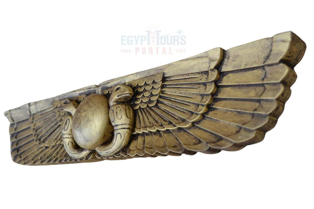 Disco Solar Alado Egipcio